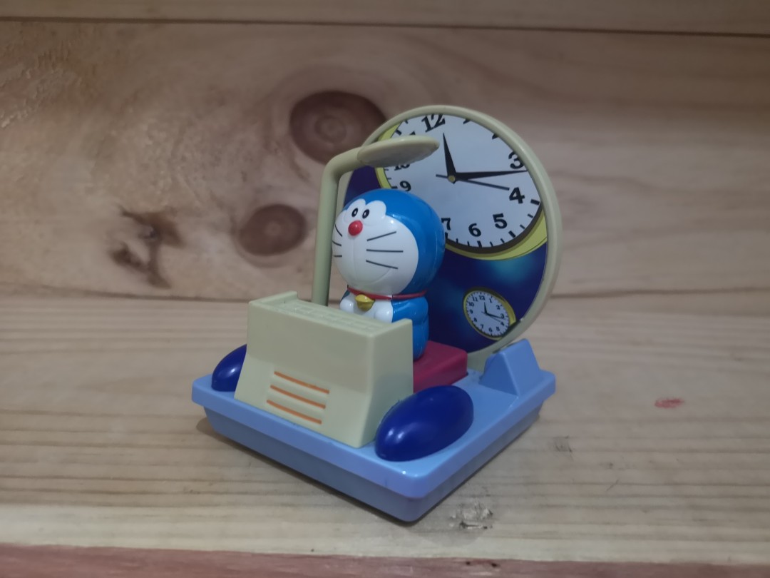 2016 McDonald x Doraemon Time Machine, Hobbies & Toys, Collectibles ...