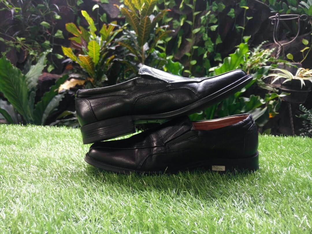 39 - Zooty Paris, Fesyen Pria, Sepatu , Sepatu Formal di Carousell