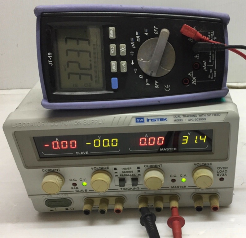 GW INSTEK GPC-3030DQ DUAL TRACKING WITH 5V FIXED LABORATORY DC POWER ...