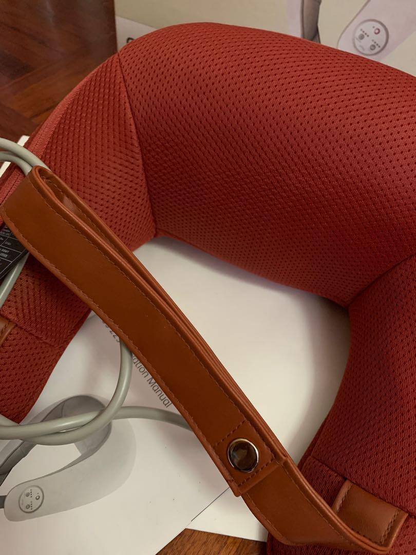 Osim uHug, Health & Nutrition, Massage Devices on Carousell