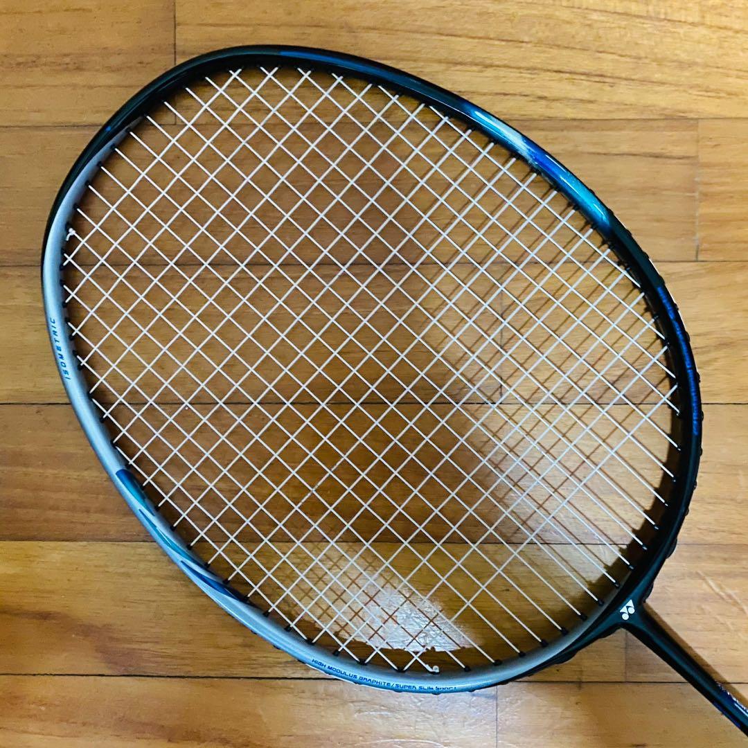 Pristine Condition Yonex Astrox 55 Badminton Racket, Sports Equipment ...