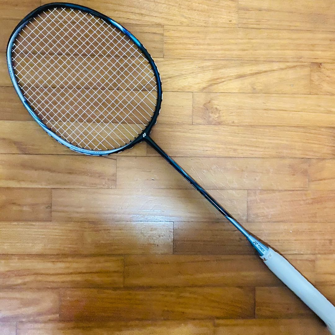 Pristine Condition Yonex Astrox 55 Badminton Racket, Sports Equipment ...