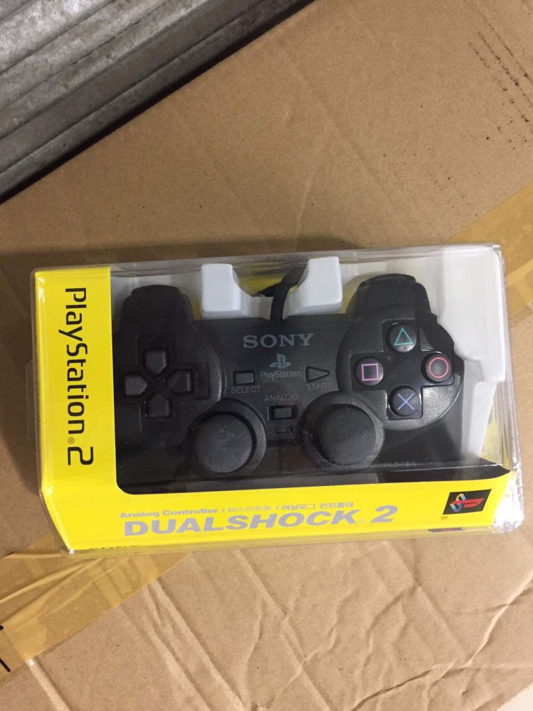 Ps2 controller, Video Gaming, Gaming Accessories, Controllers on Carousell