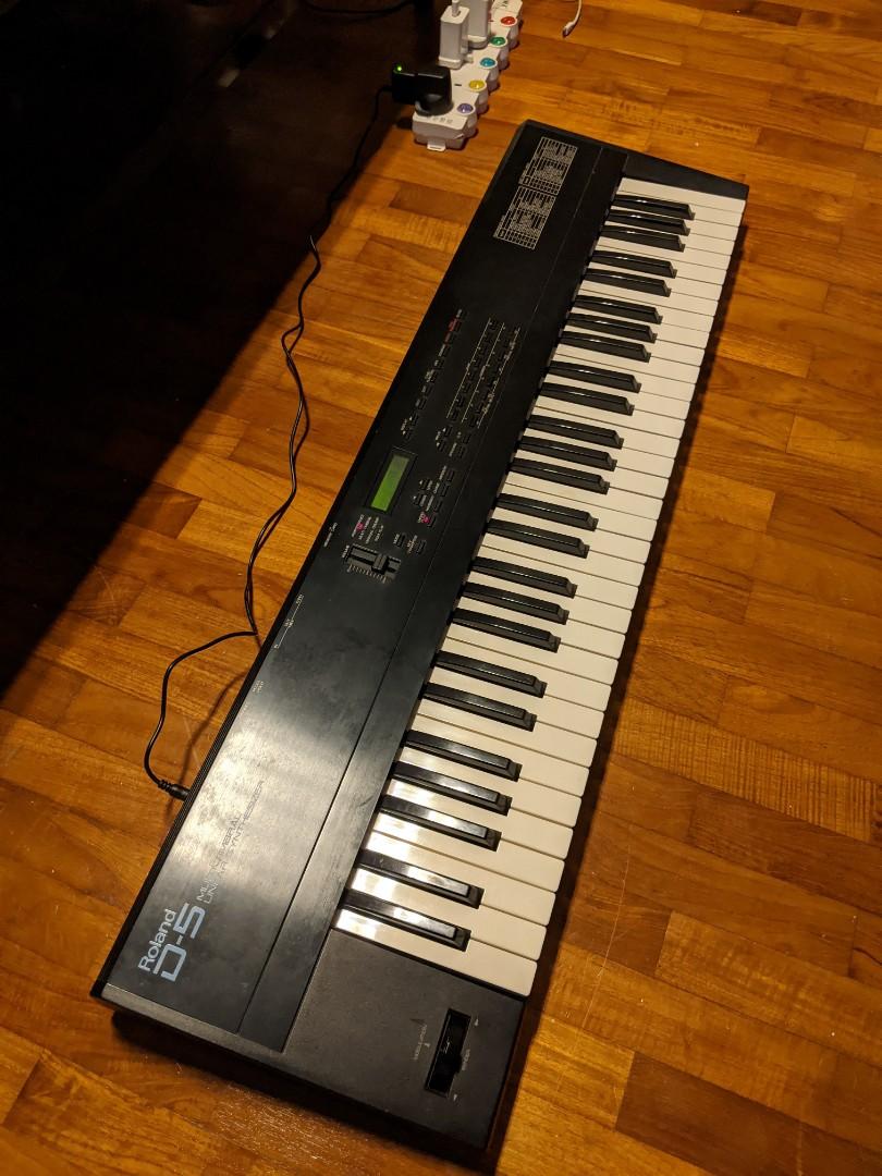 Roland D-5 Synthesizer (pls read the description), Hobbies & Toys ...