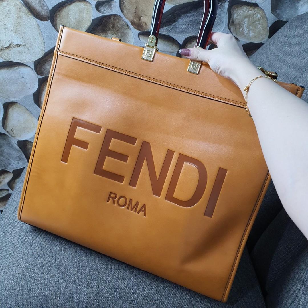 Tas Fendi Sunshine Shopper Logo Leather Coklat Muda AP2809, Fesyen ...