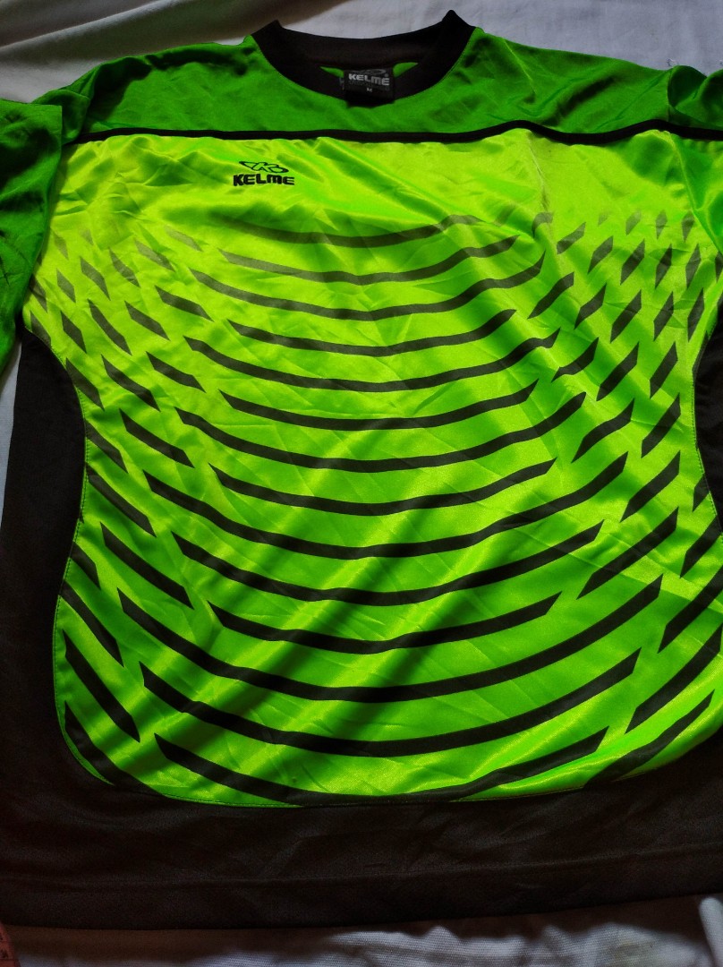 Vintage keeper jersey, Men's Fashion, Activewear on Carousell