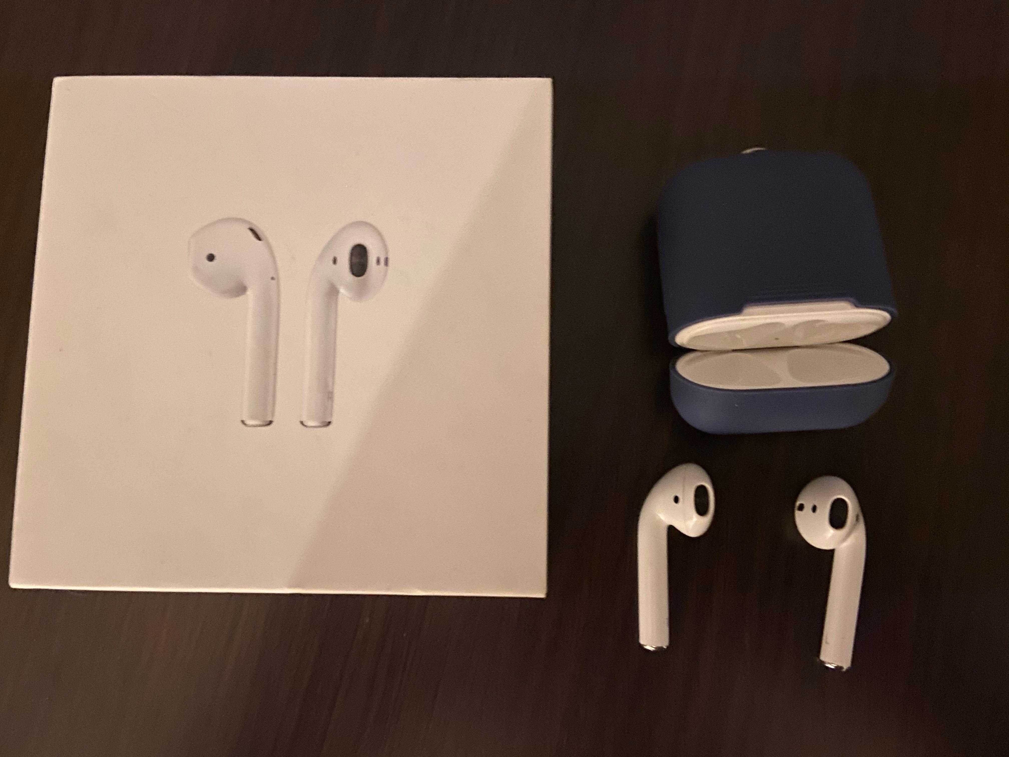 Apple Airpod gen 1 with receipt, Computers & Tech, Parts & Accessories ...