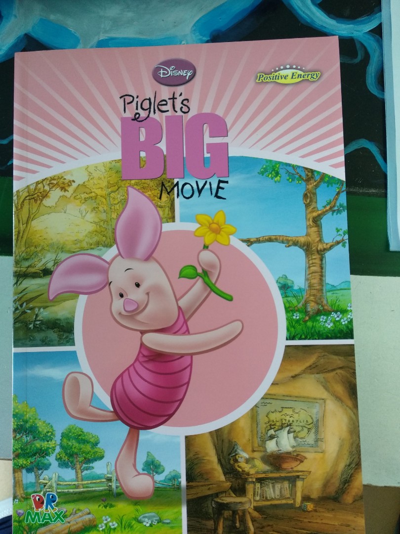 Disney piglet's big movie story book positive energy, 興趣及遊戲, 書本 & 文具 ...