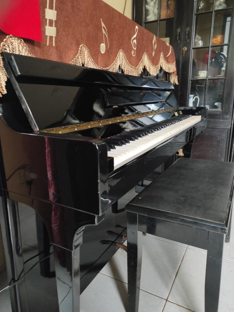 Piano J Becker Russian 1977 (classic), Musik & Media, Alat di Carousell