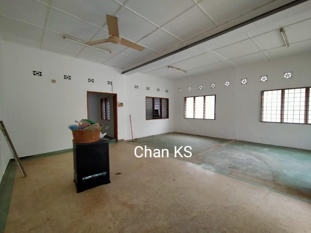 Taman Ban Aik Jalan Rasah, Property, Rentals on Carousell