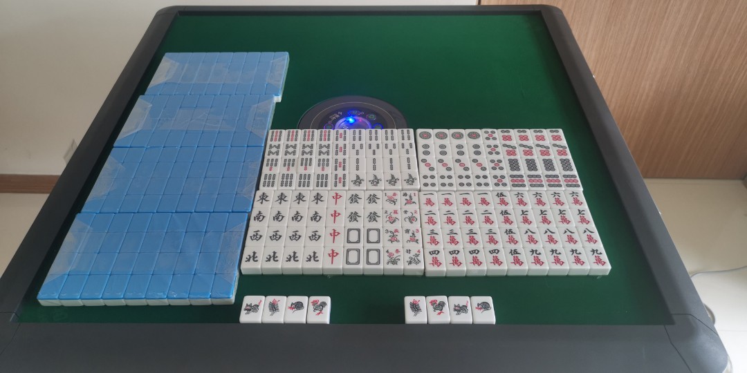 Autotable mahjong tiles, Everything Else on Carousell