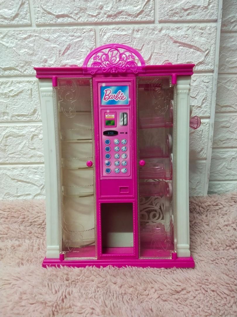 Barbie closet and vending machine, Hobbies & Toys, Toys & Games on ...