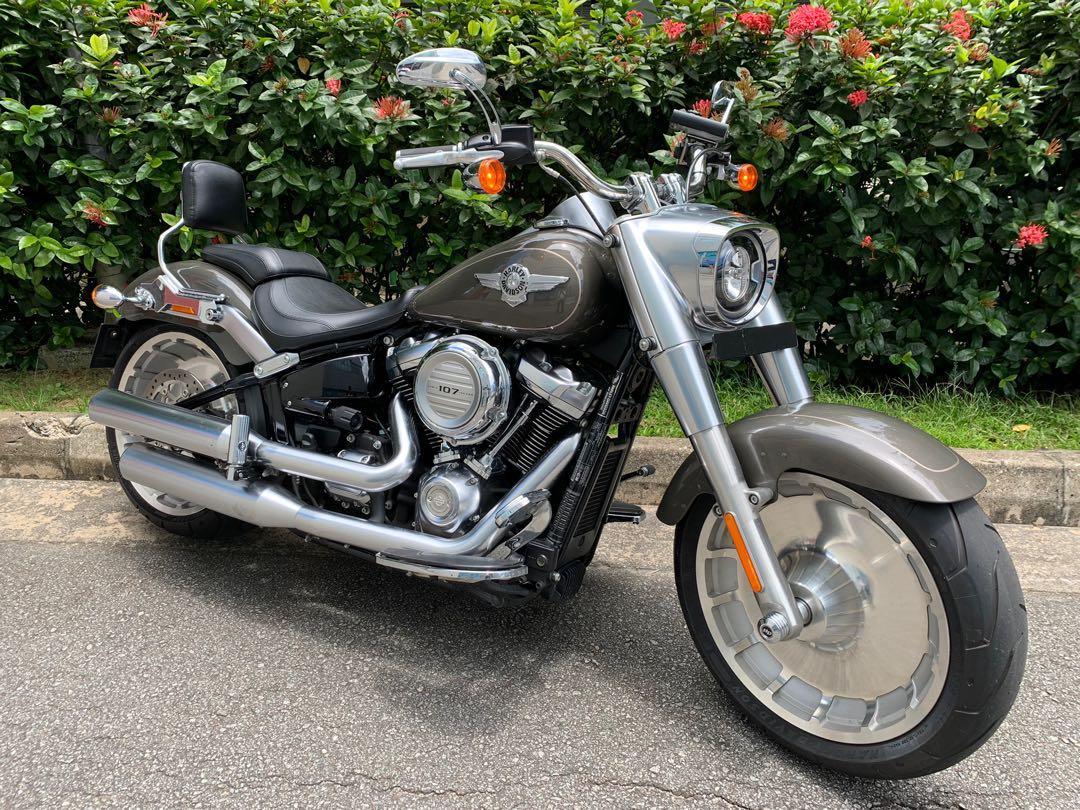 Harley Davidson Fat Boy ( 107 CI ) Milwaukee-Eight Engine. 2 Owners ...