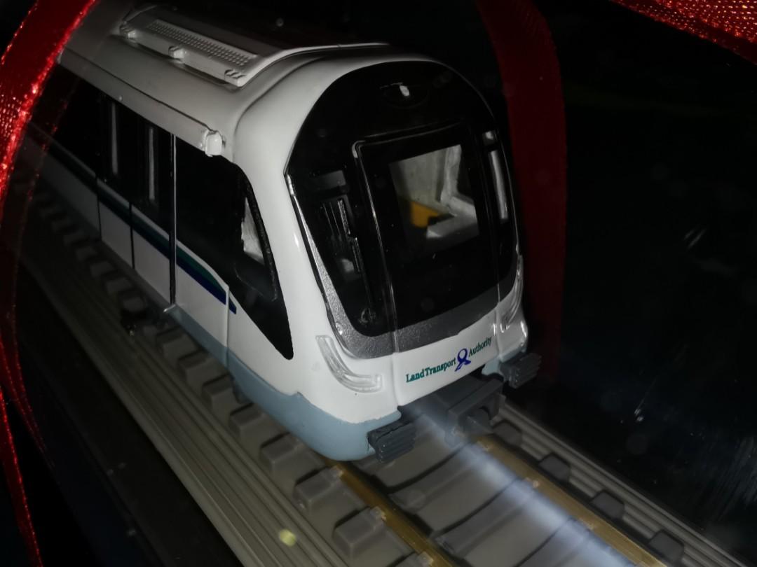 Singapore Downtown Line Train Model (1:87), Hobbies & Toys, Toys ...
