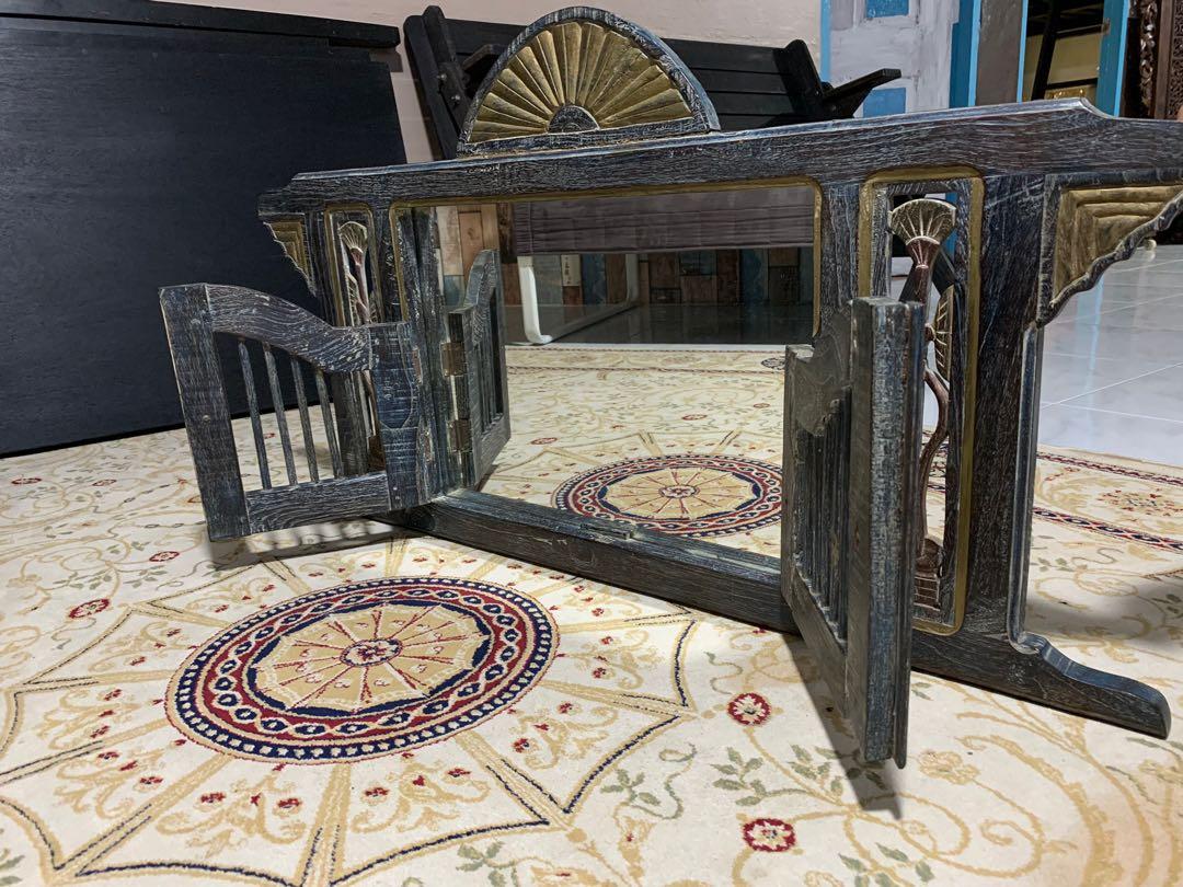 Antique Mirror, Furniture & Home Living, Home Decor, Mirrors on Carousell