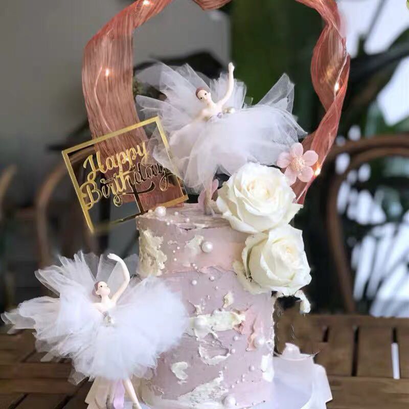 Cake Topper - Dancing girl / Ballet Dancing, Hobbies & Toys, Stationery ...