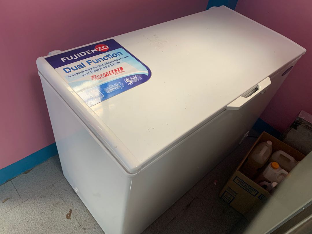 Fujidenzo Chest Freezer 13 cu. ft., TV & Home Appliances, Kitchen ...