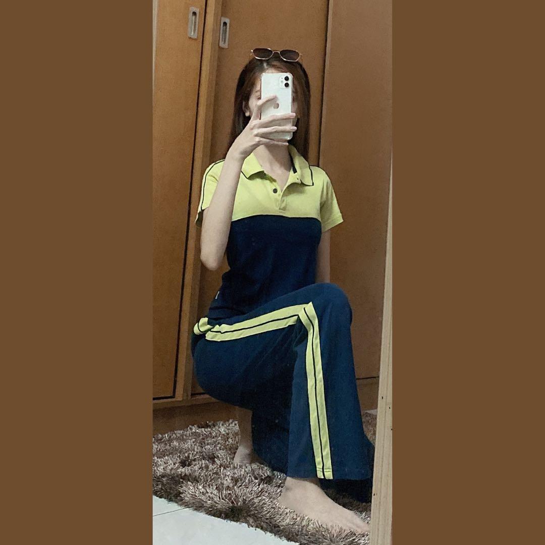 Full set (top + bottom), Women's Fashion, Activewear on Carousell Full set (top + bottom), Women's Fashion, Activewear on Carousell