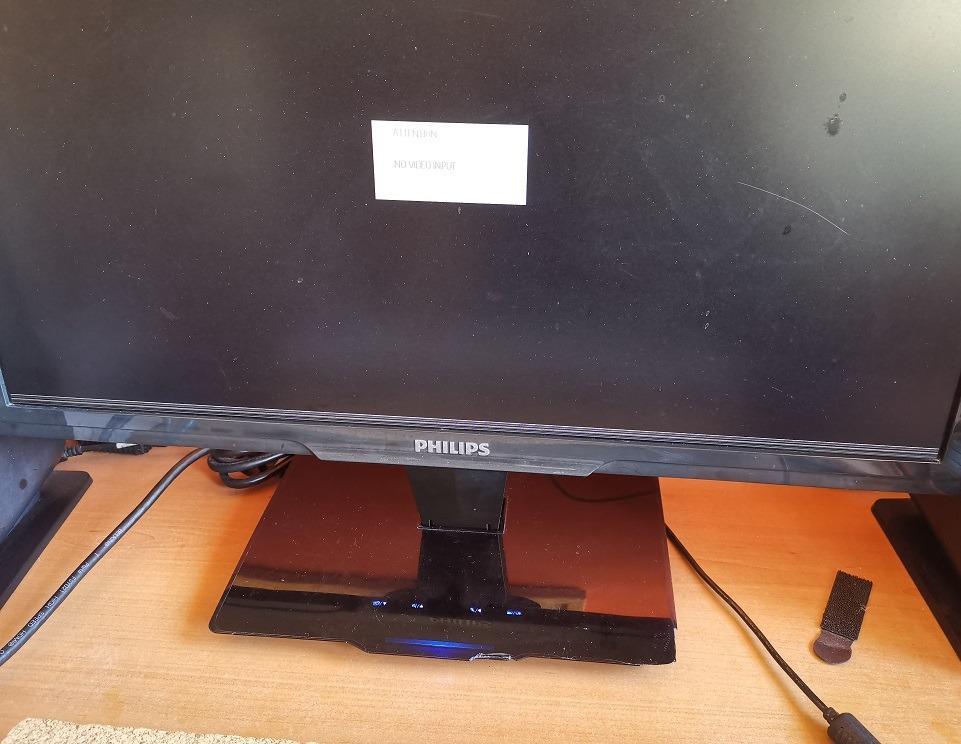 Philips 224CL LED Monitor (21.5"), Computers & Tech, Parts ...