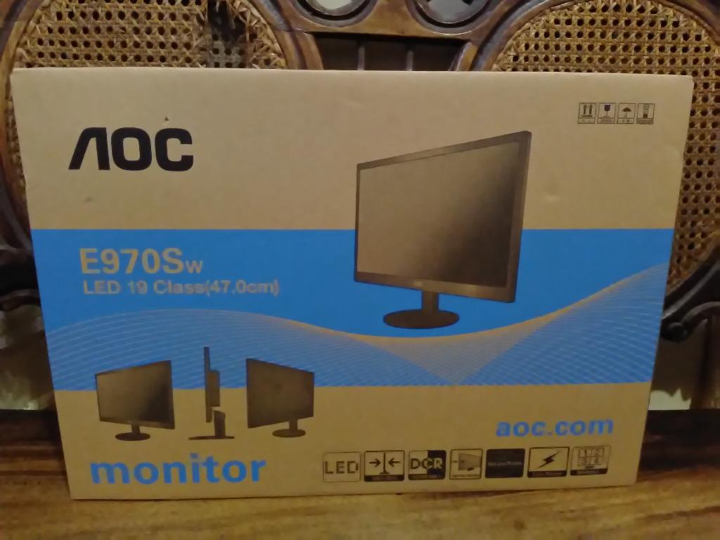 AOC E970SWN 19 Inch LED Monitor Black, Computers & Tech, Parts ...