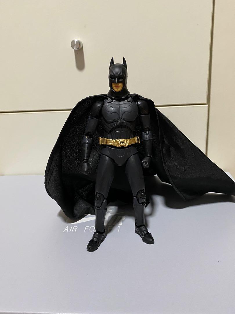 MAFEX Batman KO, Hobbies & Toys, Toys & Games on Carousell