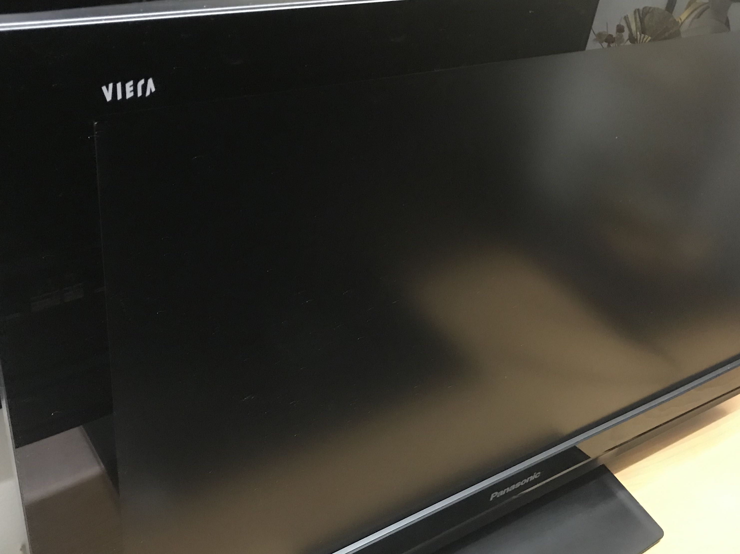 Panasonic 37” Viera LCD TV (TX-37LX80M), TV & Home Appliances, TV ...