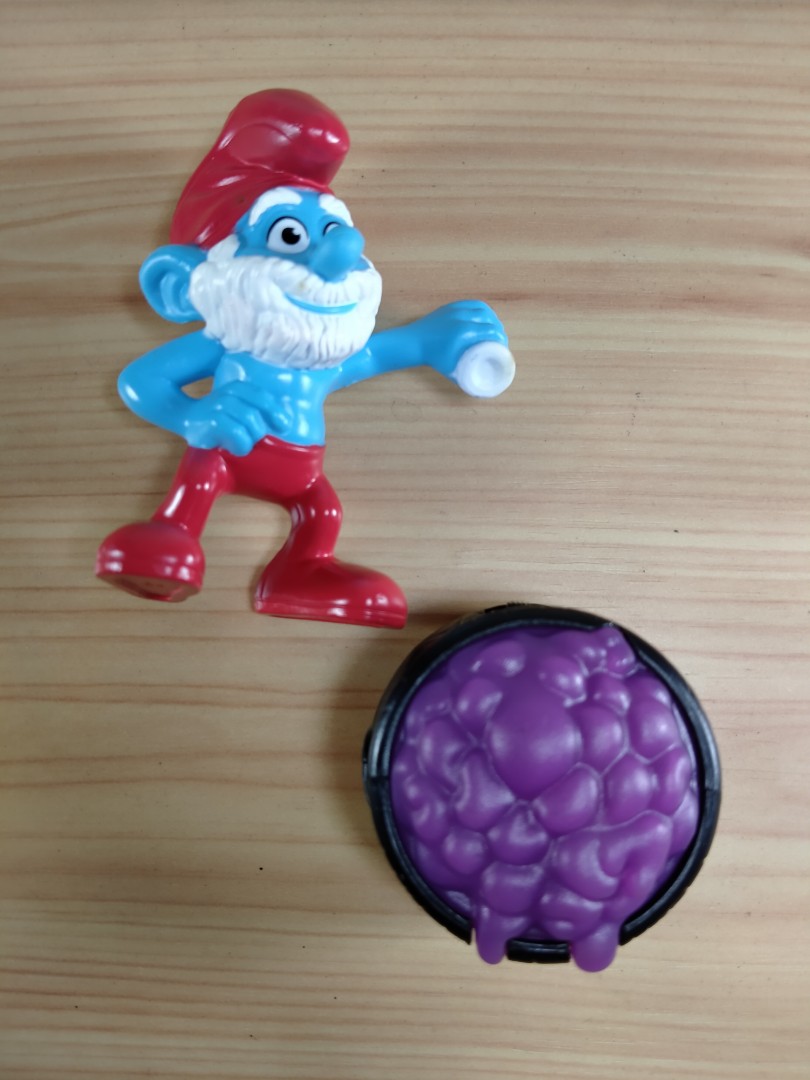 Papa's Potion from The Smurfs McDonald's Happy Meal Toy, Hobbies & Toys ...