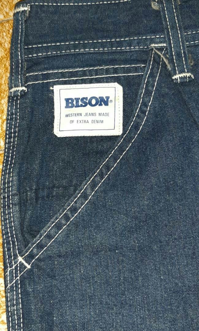VINTAGE BISON SHORT PENT, Men's Fashion, Bottoms, Trousers on Carousell