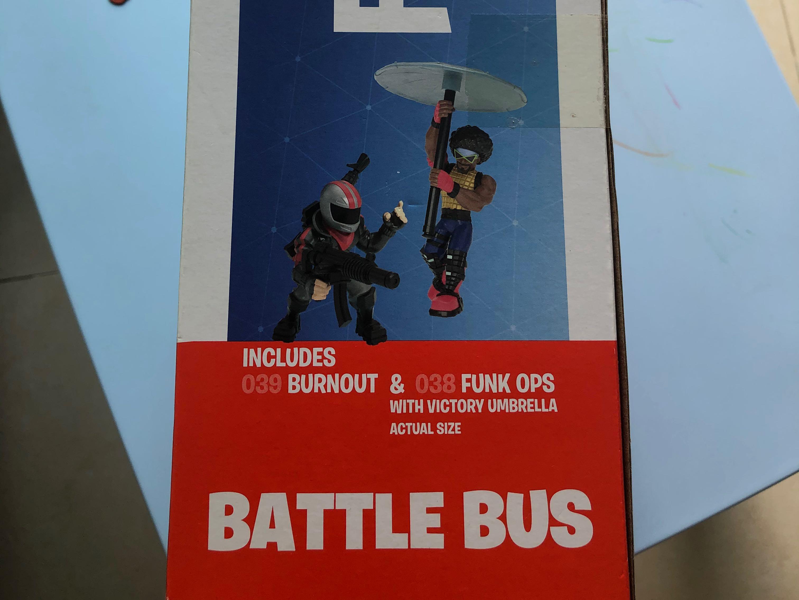 Fortnite Battle Bus 興趣及遊戲 玩具 And 遊戲類 Carousell 8475