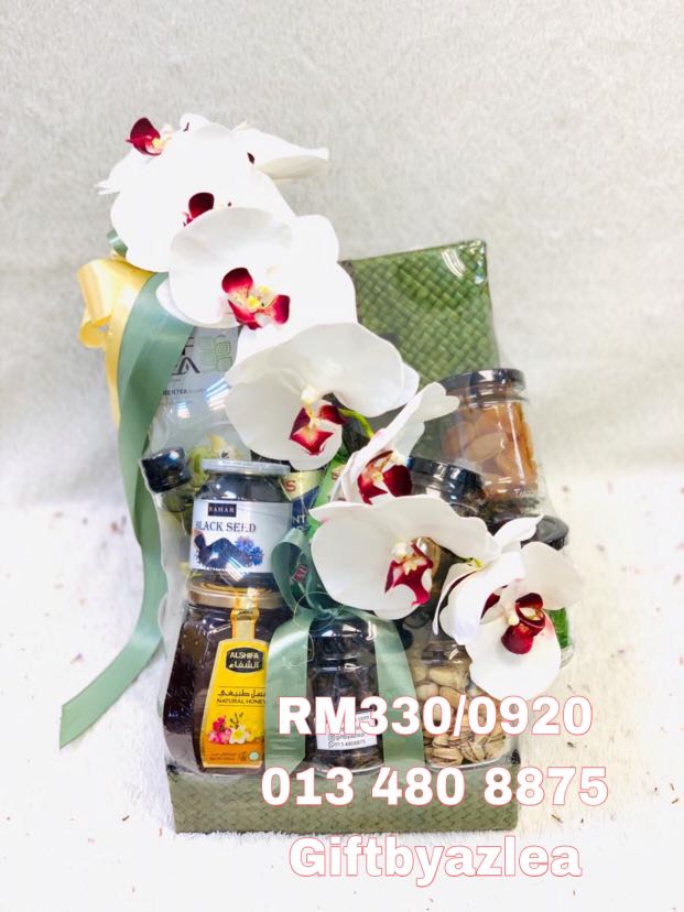 Hamper makanan sunnah set vip, Hobbies & Toys, Collectibles ...