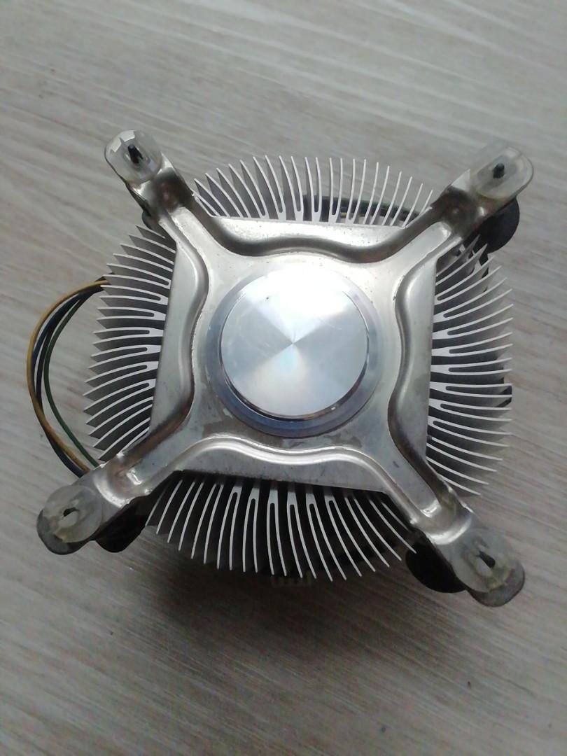 Intel CPU Heat Sink with Fan, Computers & Tech, Parts & Accessories ...