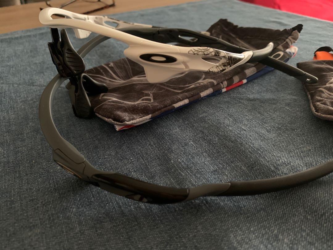 Oakley Radarlock, Men's Fashion, Watches & Accessories, Sunglasses ...