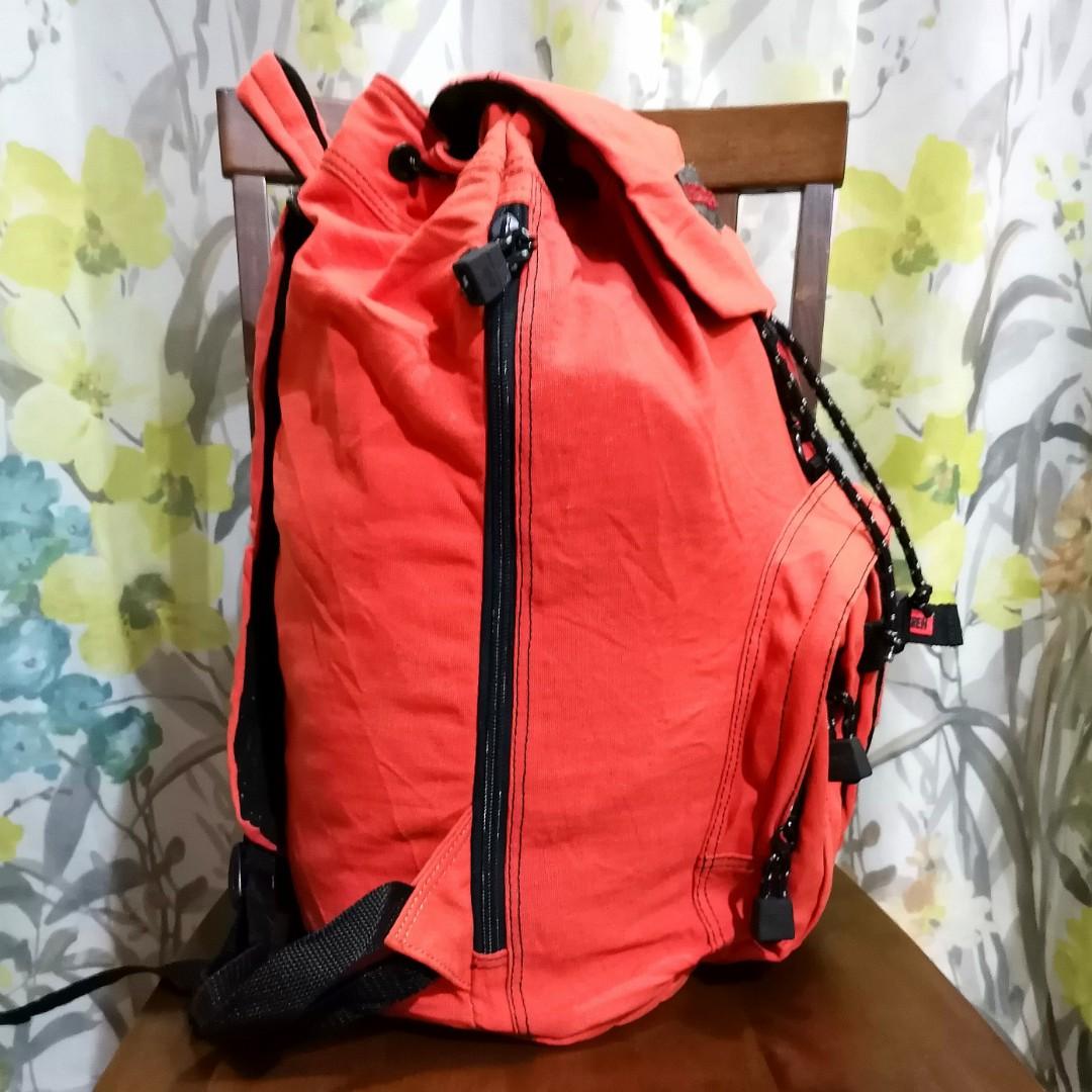 BACKPACK HEDGREN, Men's Fashion, Bags, Backpacks on Carousell