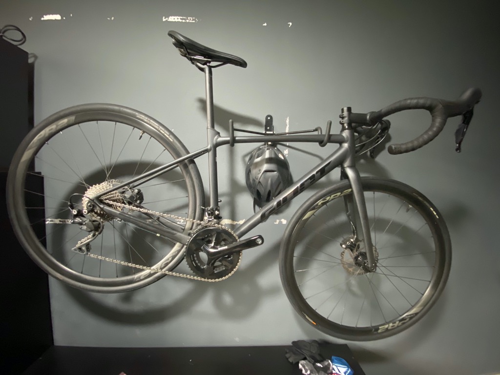 Giant Contender AR 1 2020 Road Bike, Sports Equipment, Bicycles & Parts ...