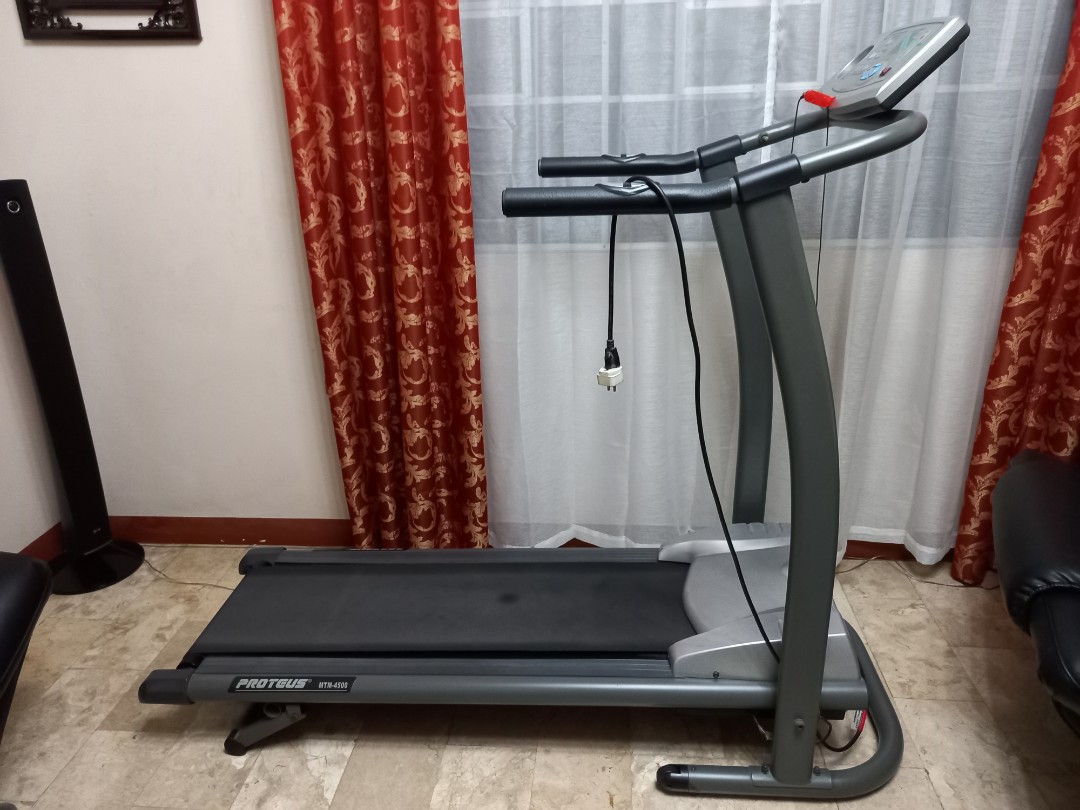 Proteus MTM4500 motorized foldable treadmill, Sports Equipment ...
