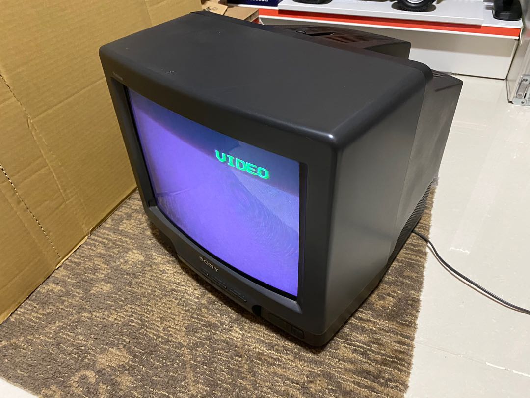 Sony Trinitron Color TV KV-1485GET, TV & Home Appliances, TV ...