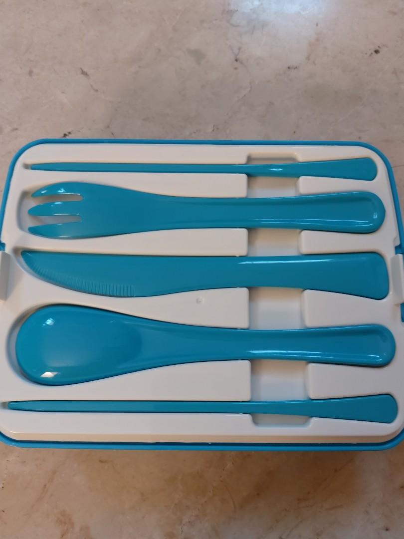 Tempat makan/lunch box, Kitchen & Appliances di Carousell