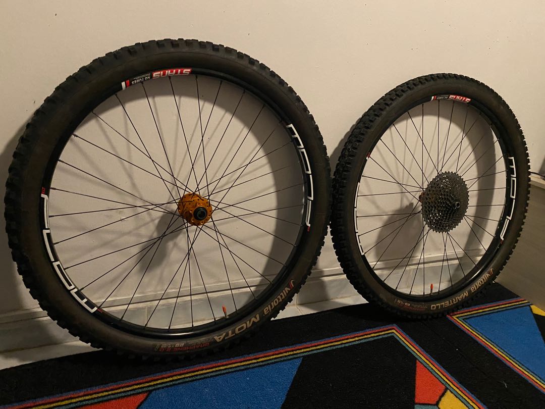 29er Wheelset Flow MK3 + Hope Pro4 hub, Sports Equipment, Bicycles ...