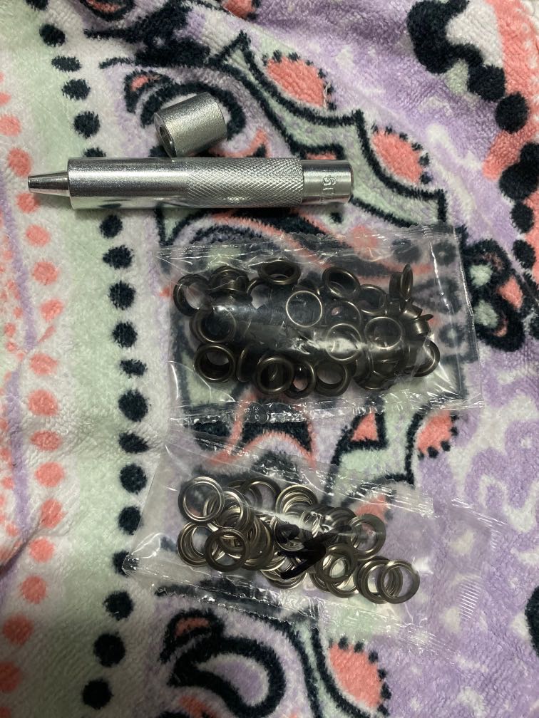 Eyelet and Eyelet Setter, Hobbies & Toys, Stationery & Craft, Craft ...