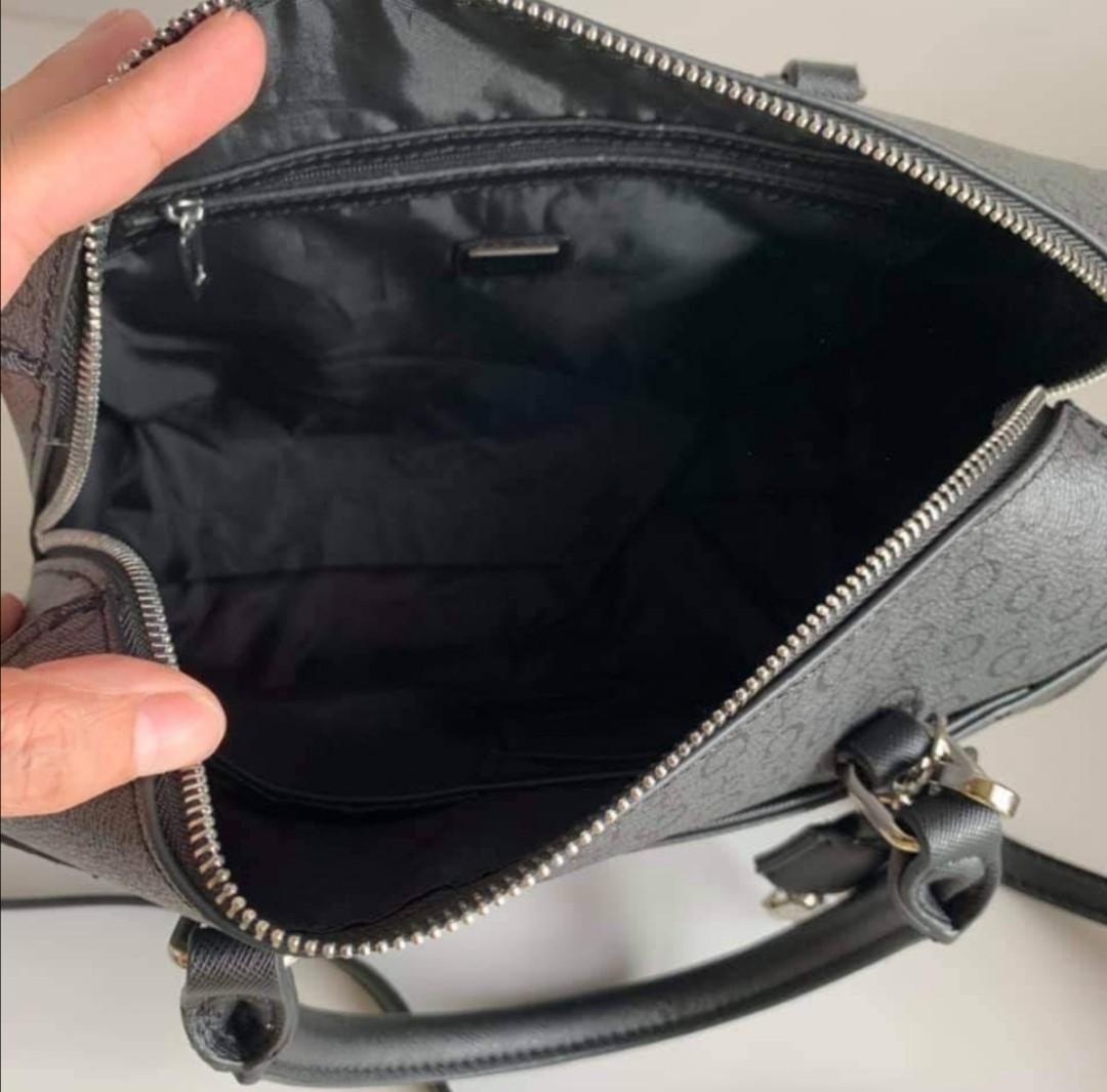 GUESS DRS BAG PVC ( 3 colors), Women's Fashion, Bags & Wallets, Beach ...