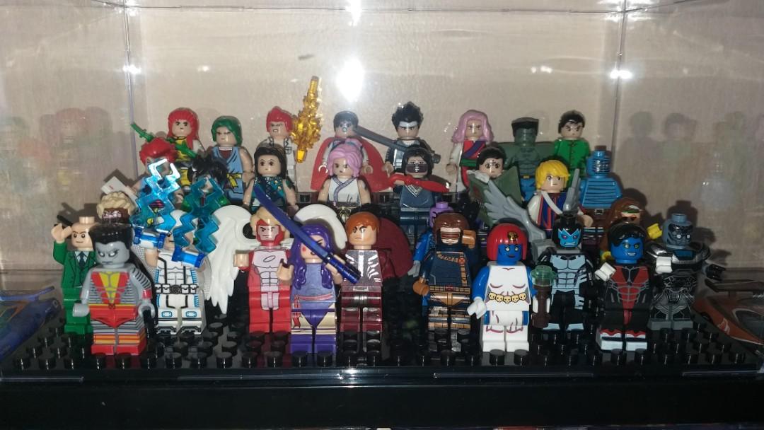 Lego Figures Set with Display Case (Xmen Ghost Fighter Hunter X Hunter ...