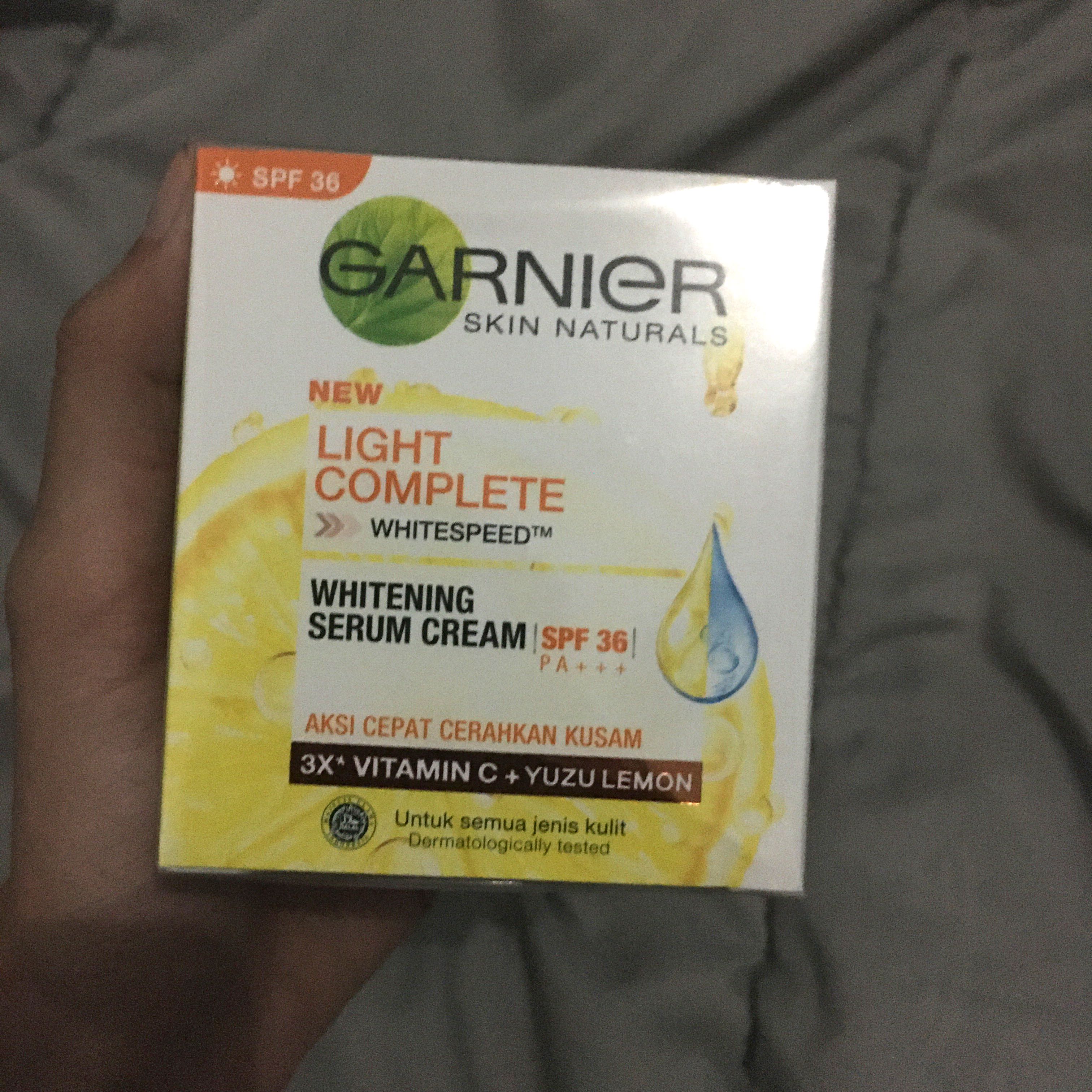[NEW] Garnier Light Complete Whitening Serum cream 50ml, Kesehatan ...
