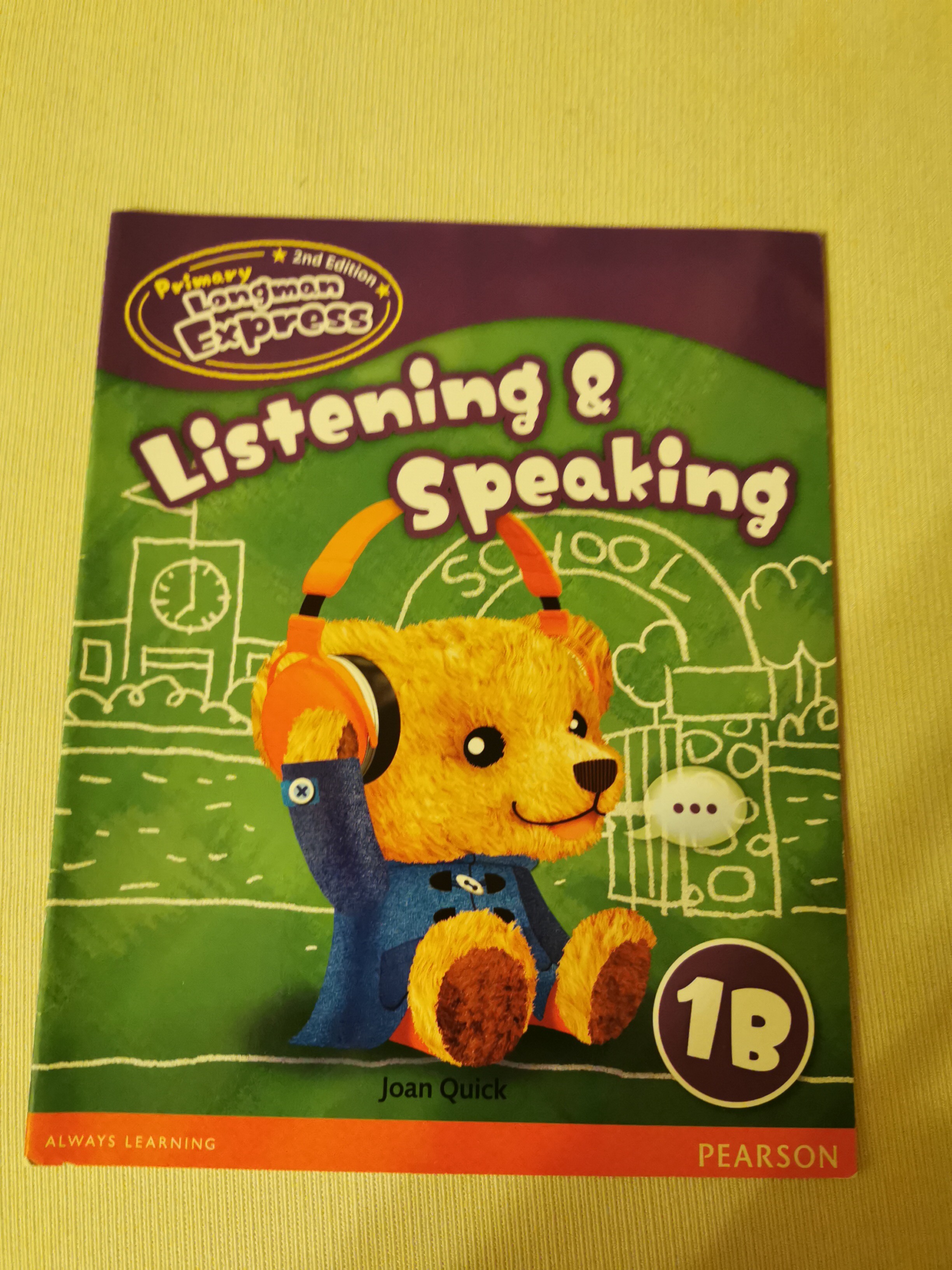 Primary Longman Express Listening & Speaking 1B, 興趣及遊戲, 書本 & 文具, 補充練習 ...