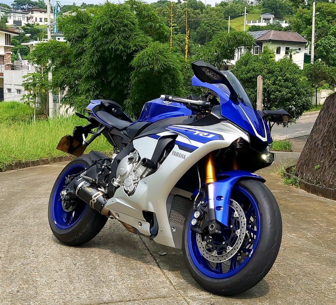 Yamaha R1 2016 garage queen, Motorbikes, Motorbikes for Sale on Carousell