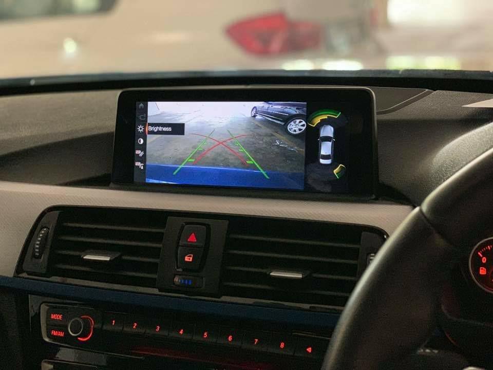 BMW reverse camera system available for F10 F20 F25 F30 F32 X1 X2 X3 X4 ...
