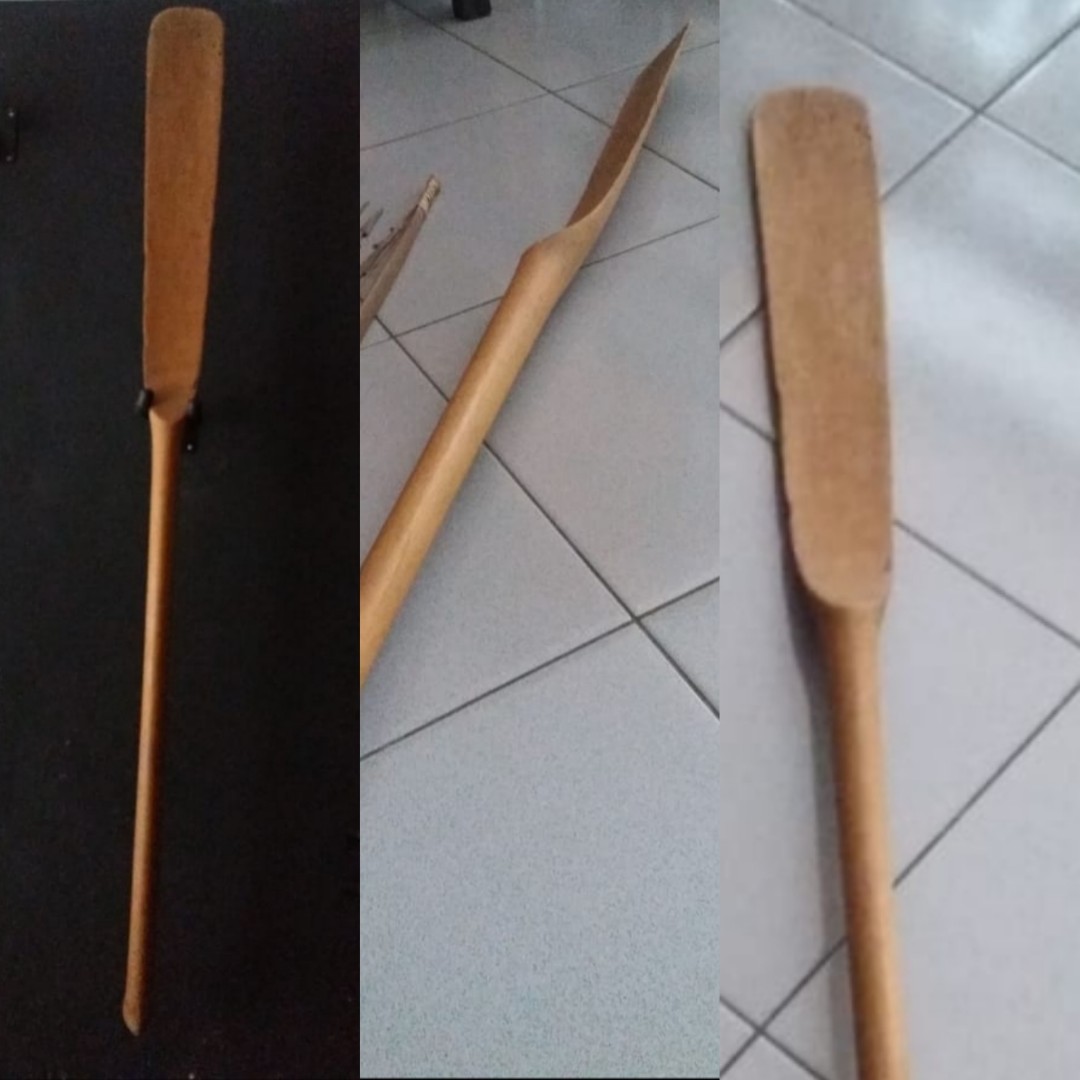 Dayung kayu suku dayak, Antik, Pajangan di Carousell