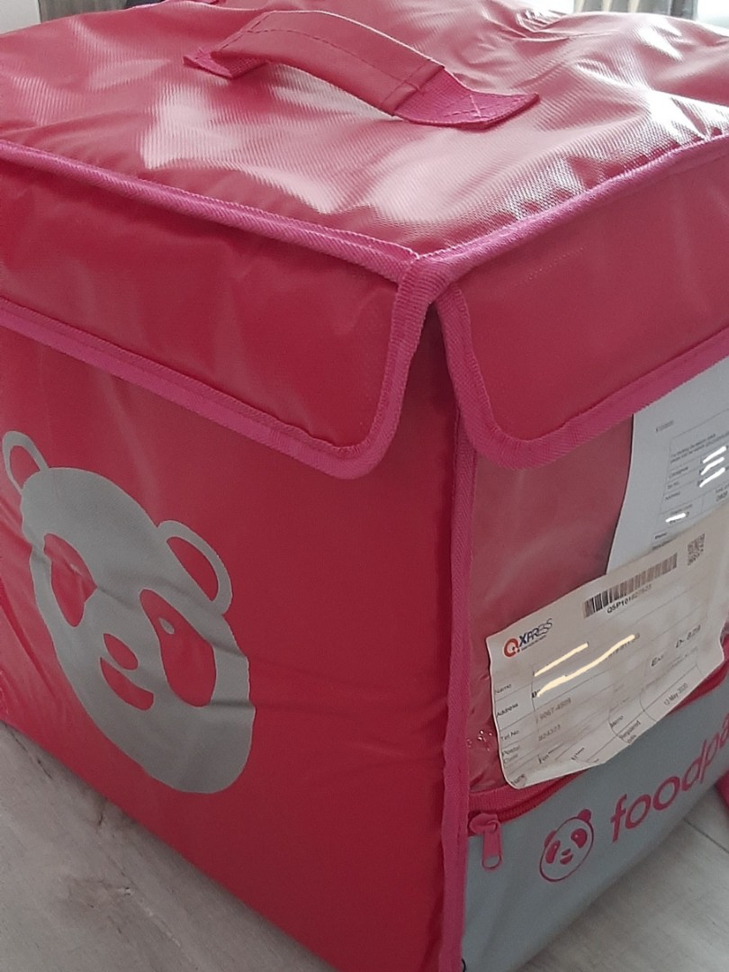 *Totally New*FoodPanda delivery bag, Everything Else on Carousell