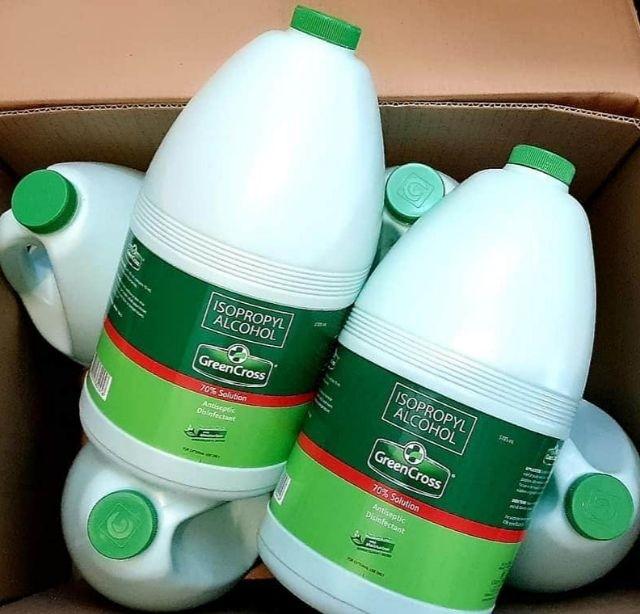 Green Cross Isopropyl Alcohol w/ Moisturizer Gallon, Beauty & Personal ...