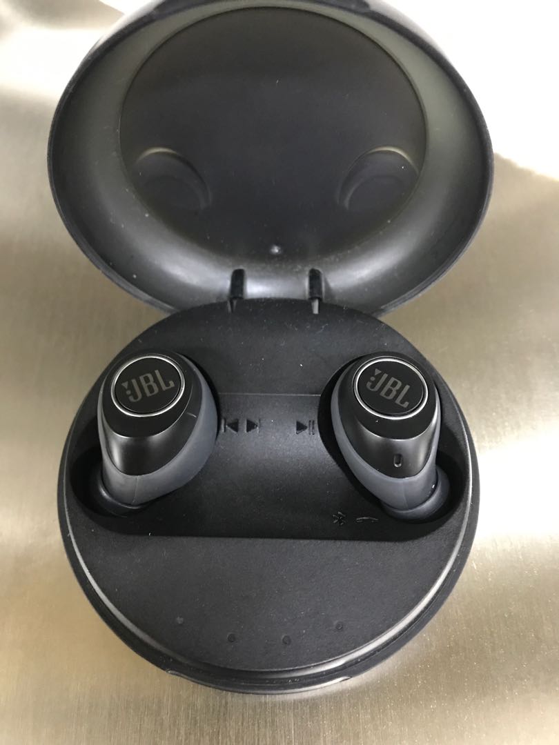 JBL EARBUDS, Audio, Earphones on Carousell