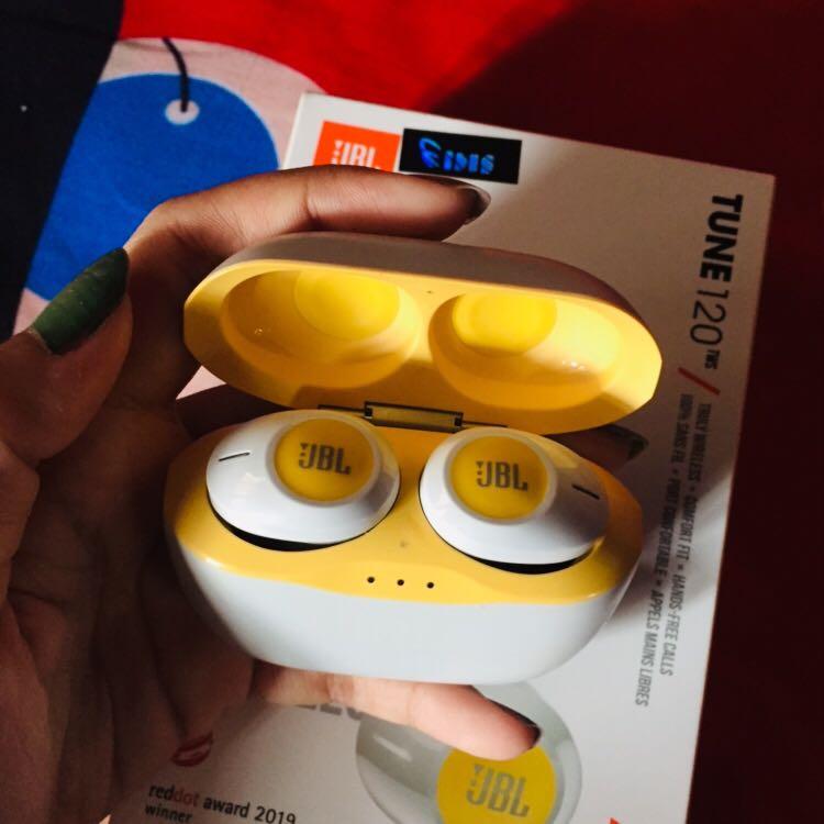 JBL TWS Bluetooth Earpods, Elektronik, Audio di Carousell